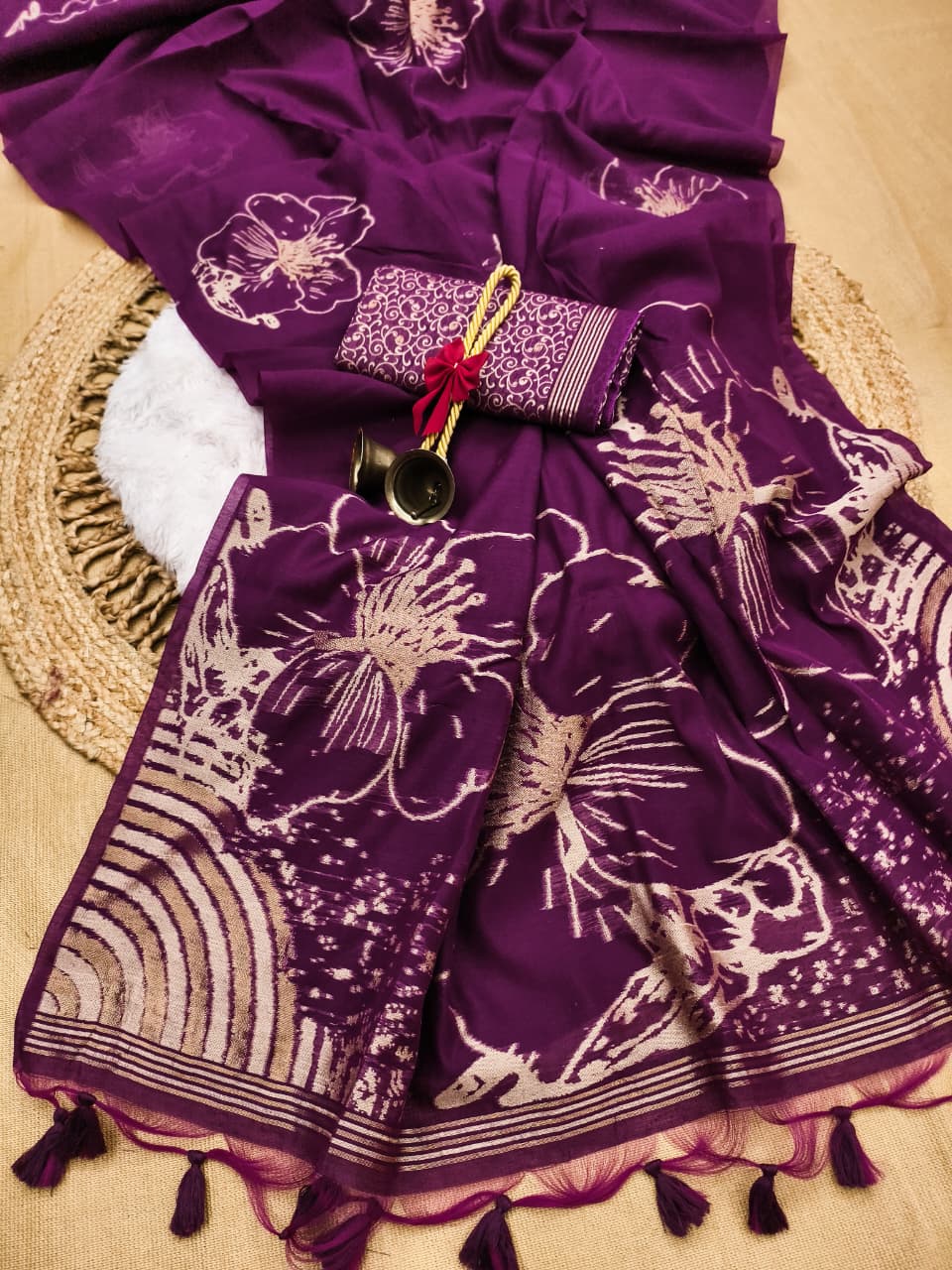 Premium Svarna Kusum Noir Saree-WINE – Ethnusvilla